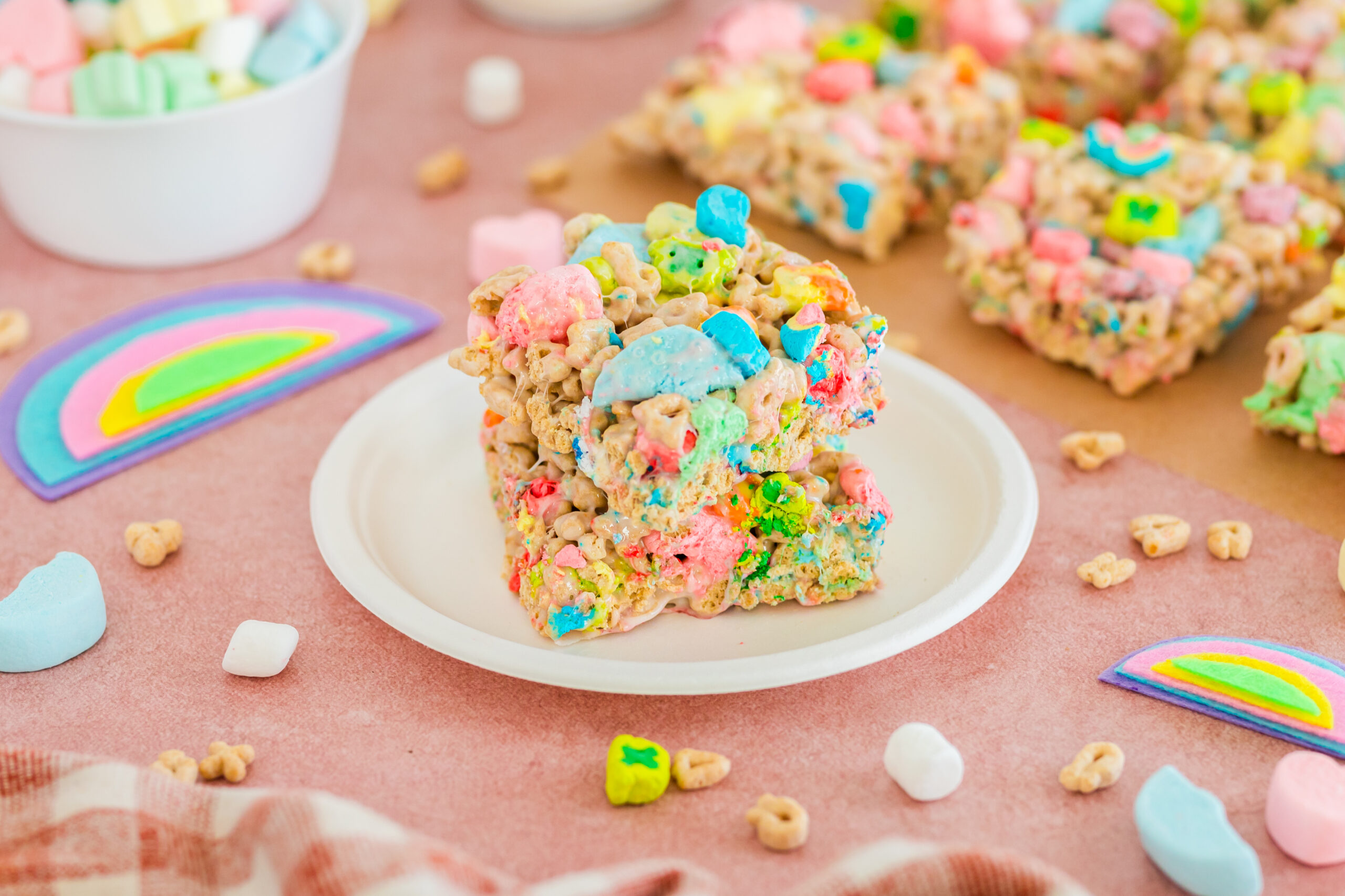 Lucky Charms Cereal Bars {Easy Recipe} - Hip Mama's Place
